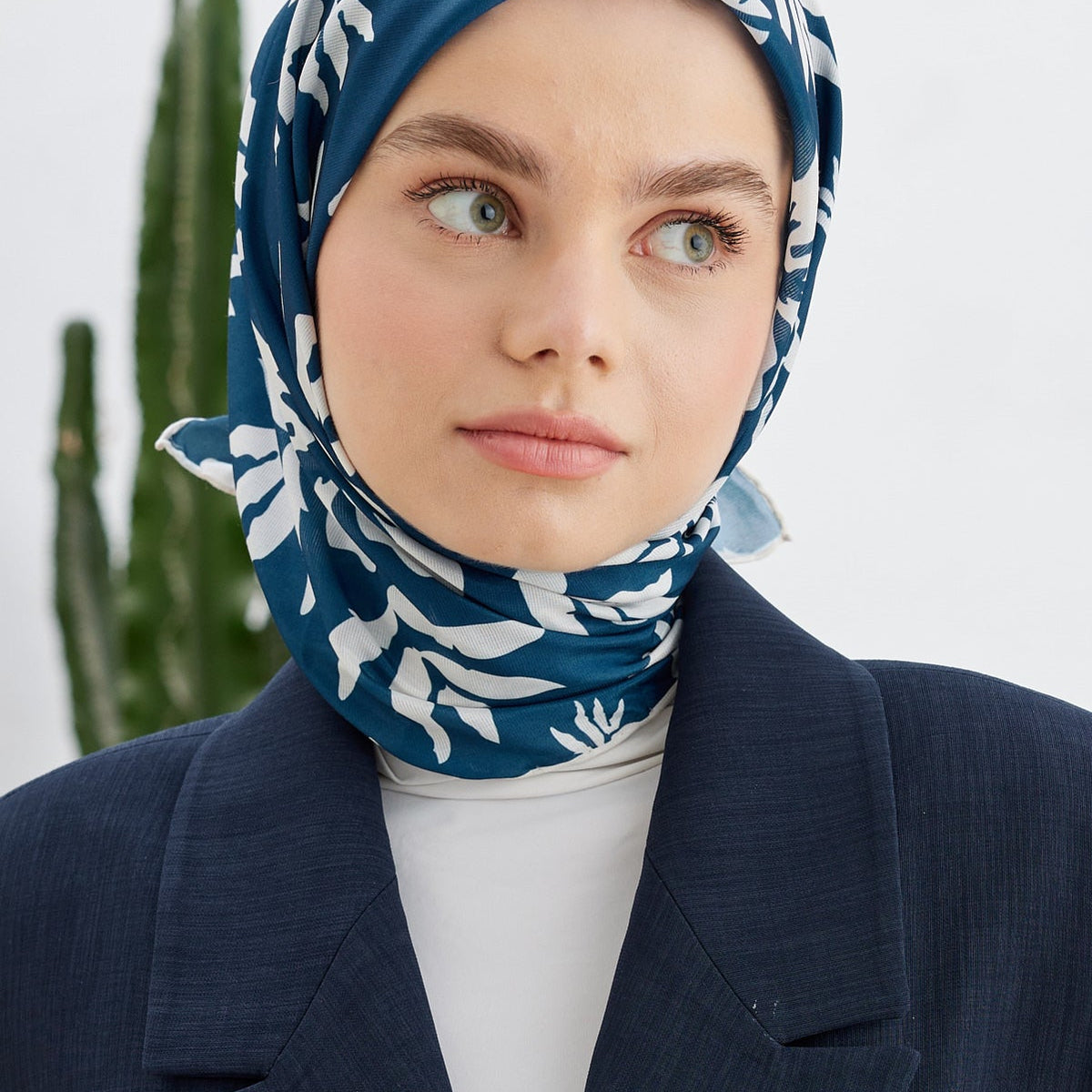 Pro Line Lavinia Desen Eşarp - Lacivert - Beyaz – Emproyal