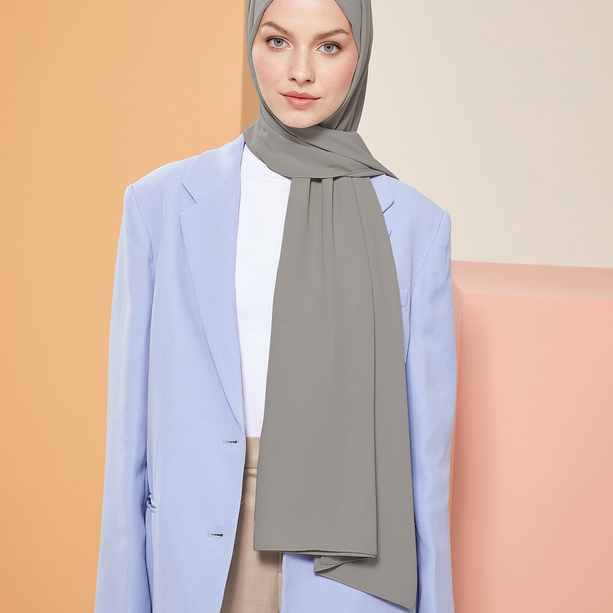 Plain Medina Silk Shawl - Green - Anthracite – Emproyal